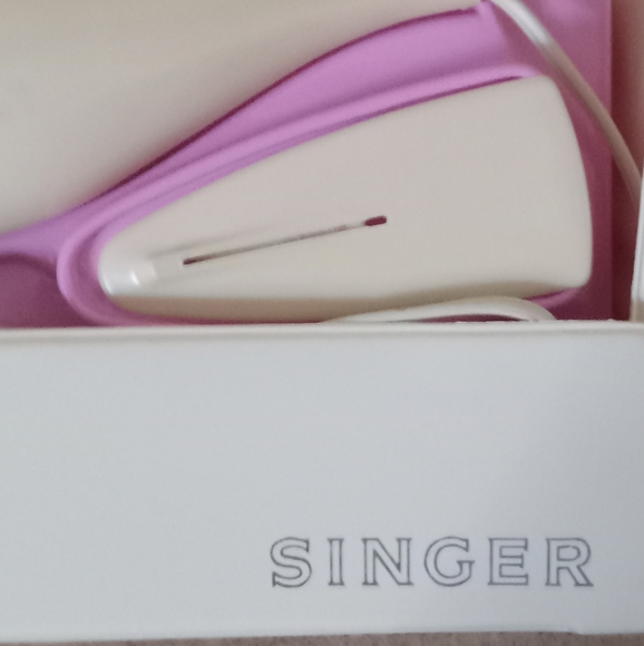 Singer | Accessories | Vintage Singer Electric Scissors | Poshmark